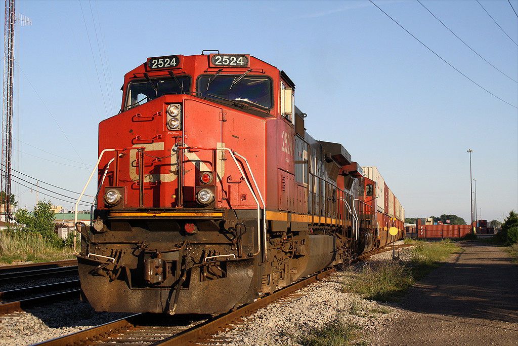 CN 2524